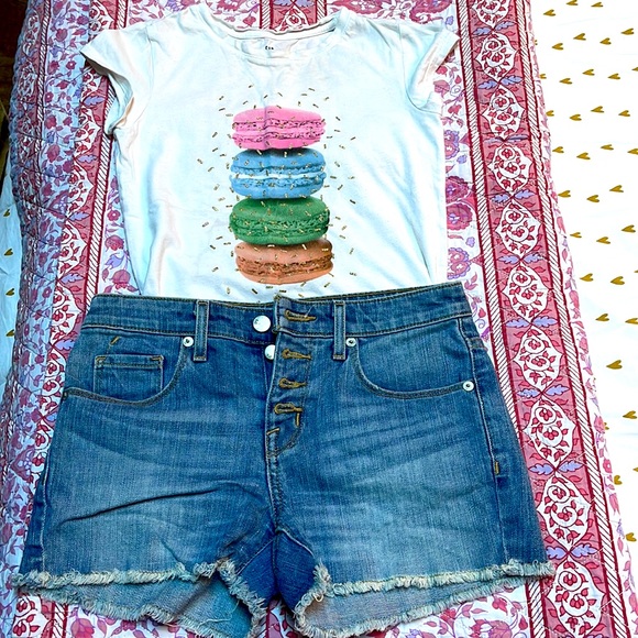 GAP | Shirts & Tops | Used Shirt With Short Included | Poshmark